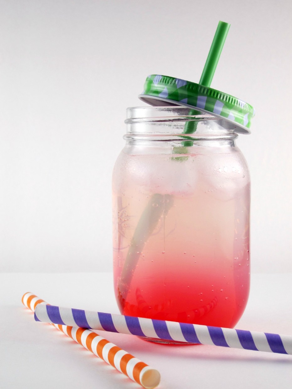 Saturday Night Sips – Fizzy Candy Lemonade | Shake Bake and Party